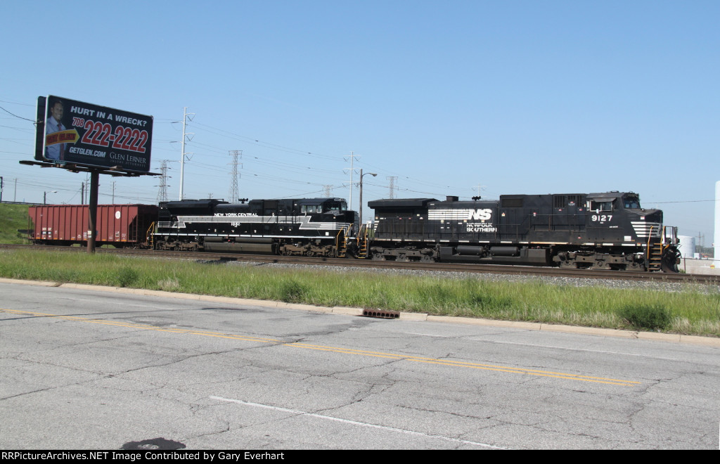 NS 9127 & NS 1006, NYC Heritage unit